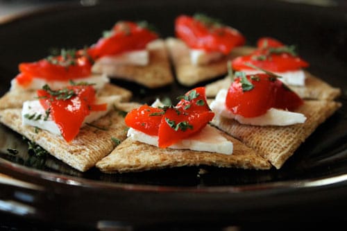 Feta-a-fied Cheese and Crackers - GreenLiteBites